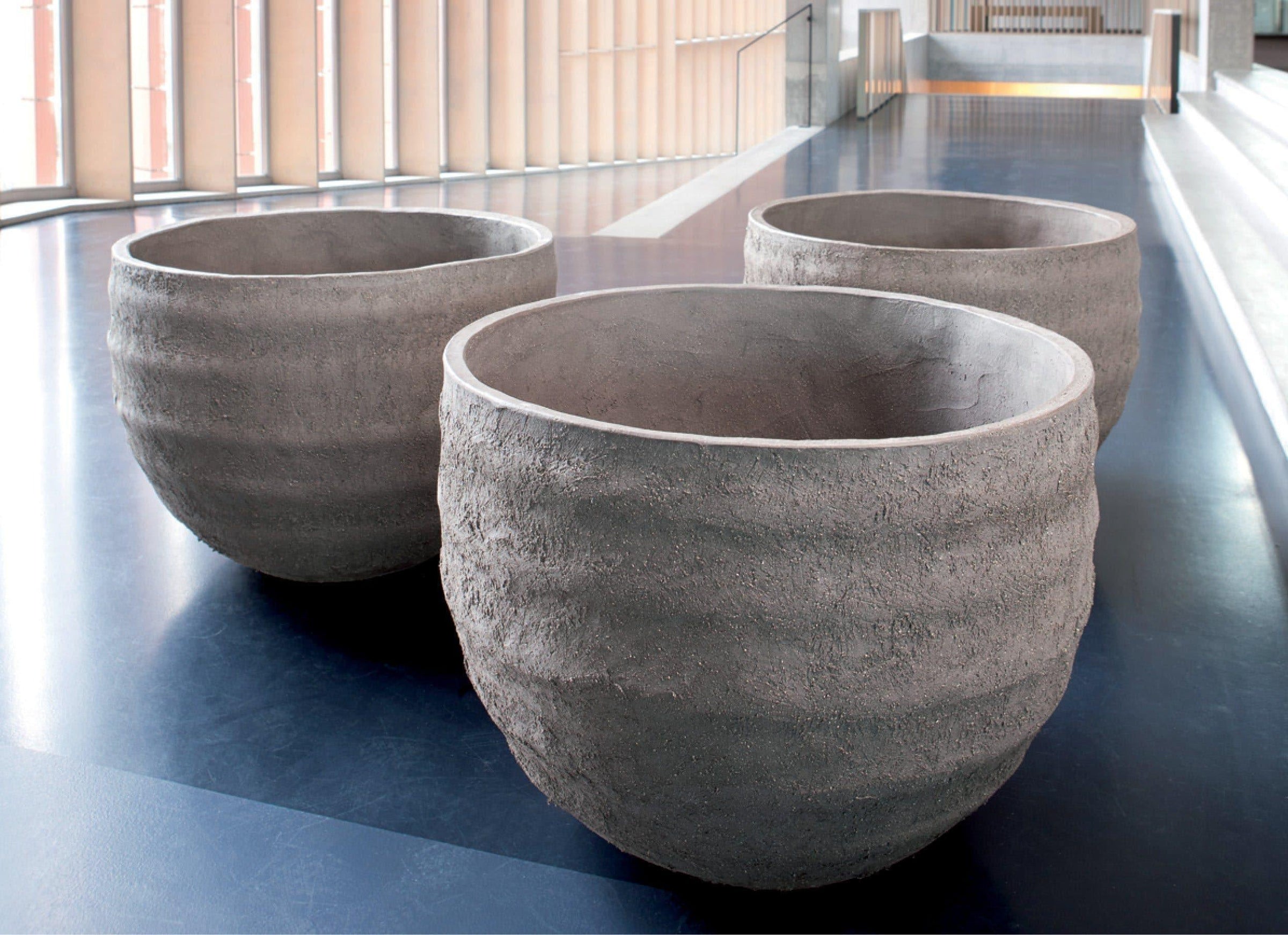 Handcrafted Atelier Vierkant - U Clay Pots
