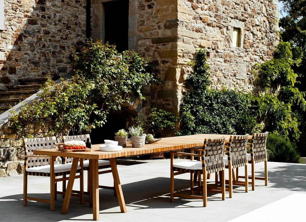 Vis a Vis Tables | Designer Outdoor Dinging Tables – Cosh Living